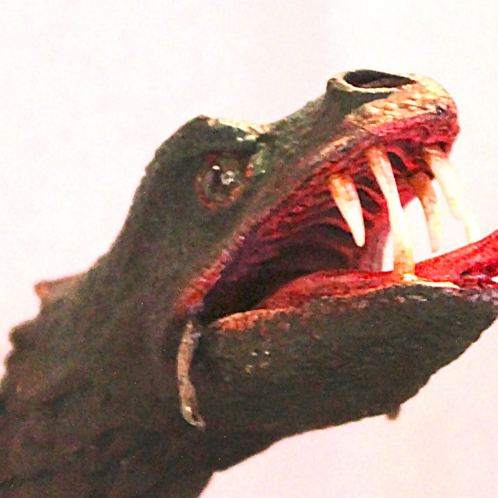 Reptilicus (1961) - The Doctor's Model Mansion