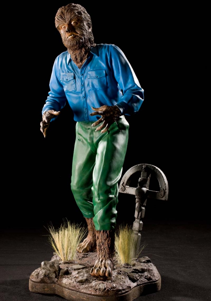 The Wolfman (1941) - The Doctor's Model Mansion