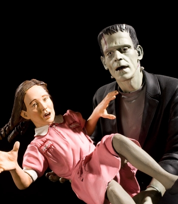Frankenstein (1931) with Maria - The Doctor's Model Mansion