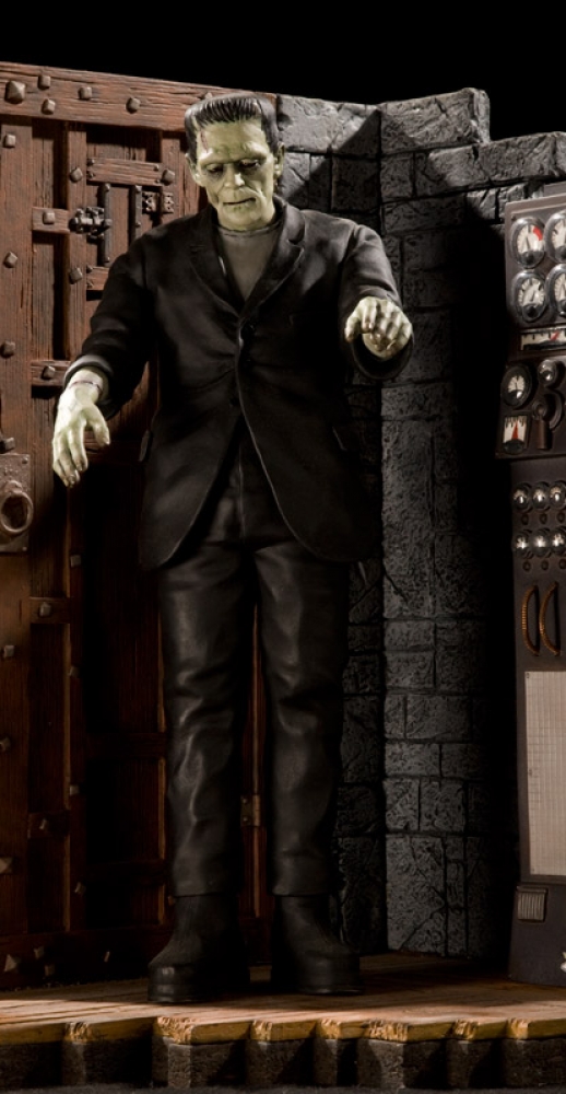 Frankenstein (1931) - The Doctor's Model Mansion