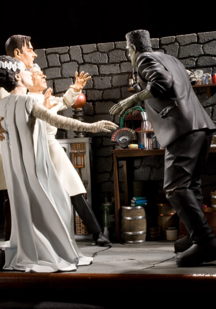 Bride of Frankenstein (1935) - The Doctor's Model Mansion