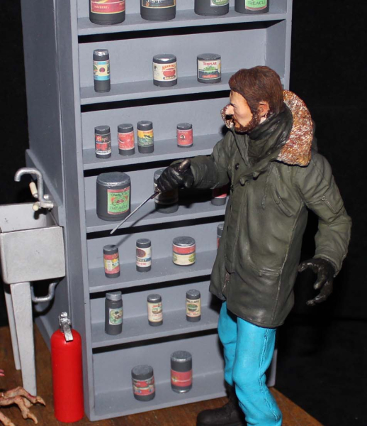 "The Thing" (2010) - The Doctor's Model Mansion