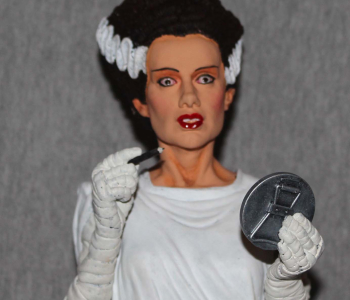 Elsa Lanchester - The Doctor's Model Mansion