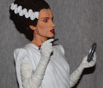 Elsa Lanchester - The Doctor's Model Mansion