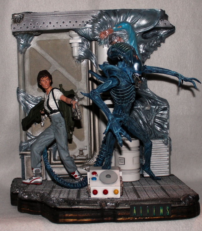 Aliens (1986) - The Doctor's Model Mansion