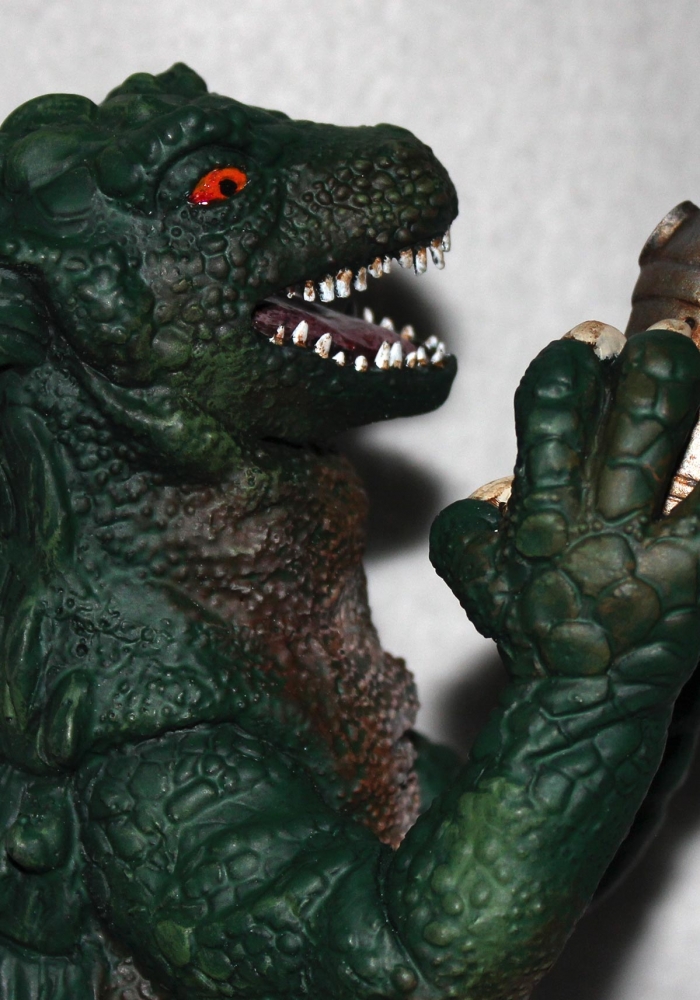 Gorgo (1961) - The Doctor's Model Mansion